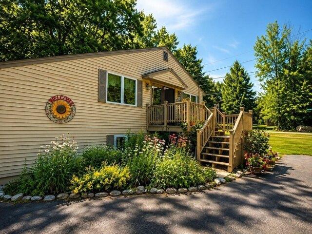 house with 4 bedroom, Dayton ME ES105115581