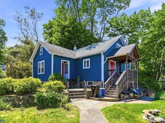 house with 4 bedroom, Denville NJ DLS102778612