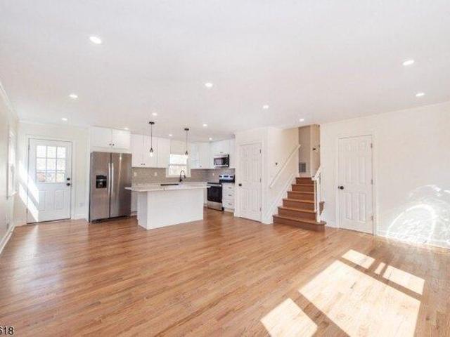 house with 4 bedroom, Denville NJ DLS102315013