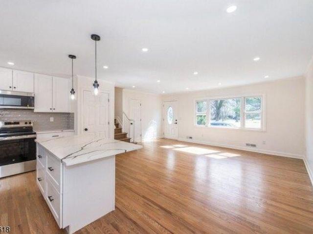 house with 4 bedroom, Denville NJ ES105157403