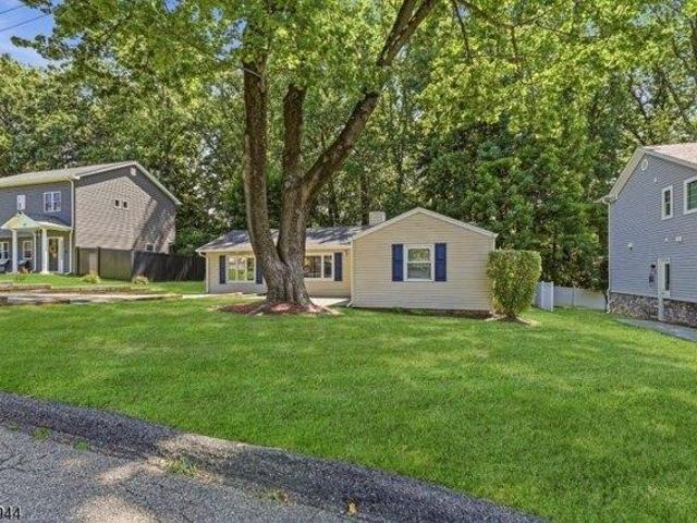 house with 4 bedroom, Denville NJ ES105203081
