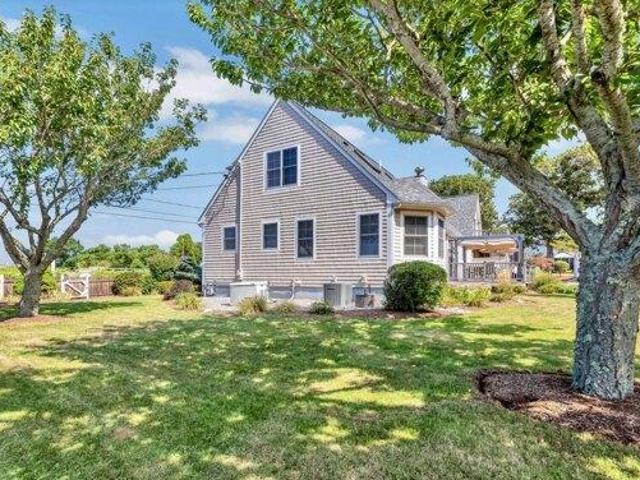 house with 4 bedroom, Dennis MA DLS102088837