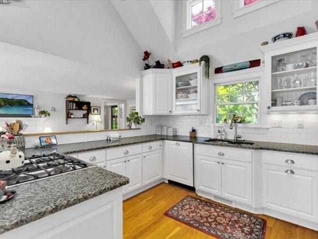 house with 4 bedroom, Dennis MA ES103437011