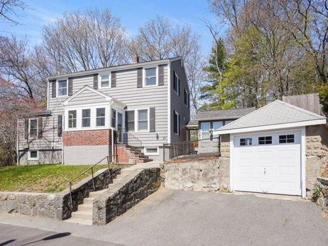 house with 4 bedroom, Dedham MA DLS102777510