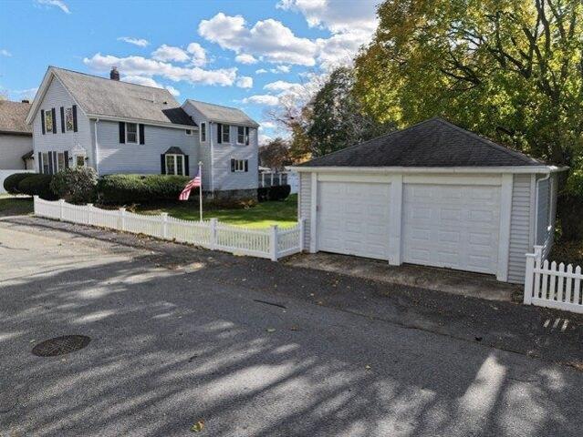 house with 4 bedroom, Dedham MA DLS102799707