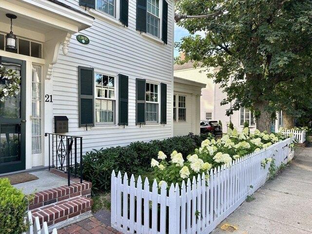 house with 4 bedroom, Dedham MA DLS102961090