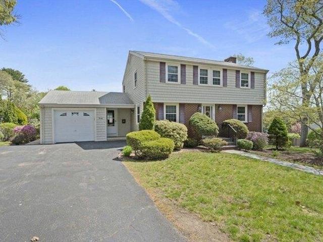 house with 4 bedroom, Dedham MA DS102565915