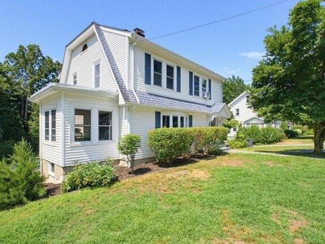 house with 4 bedroom, Dedham MA DS104266217