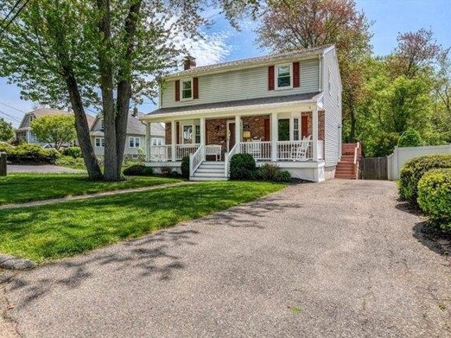 house with 4 bedroom, Dedham MA ES103250193