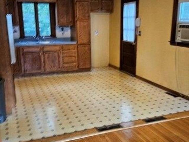 house with 4 bedroom, Dedham MA ES104787982