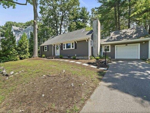 house with 4 bedroom, Dedham MA ES104261883