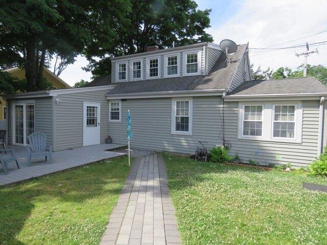 house with 4 bedroom, Dedham MA ES104264996
