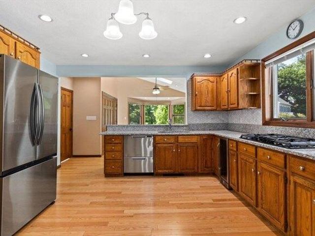 house with 4 bedroom, Dedham MA ES105330679