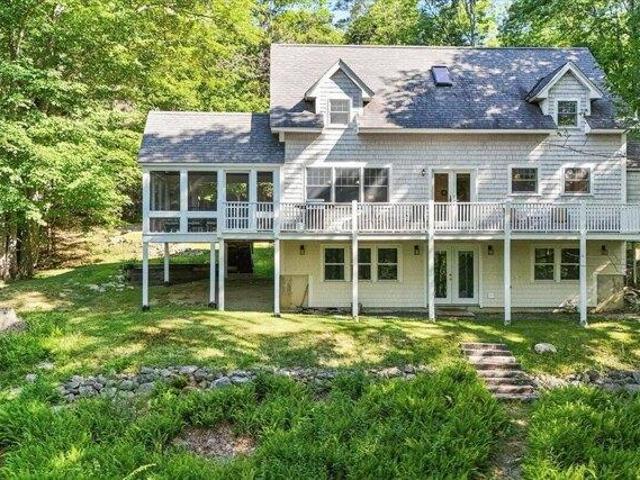 house with 4 bedroom, Deer Isle ME ES105157719