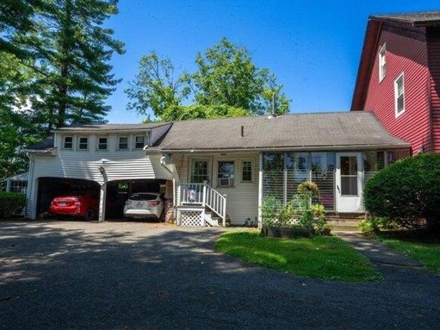 house with 4 bedroom, Deerfield MA DS104116694