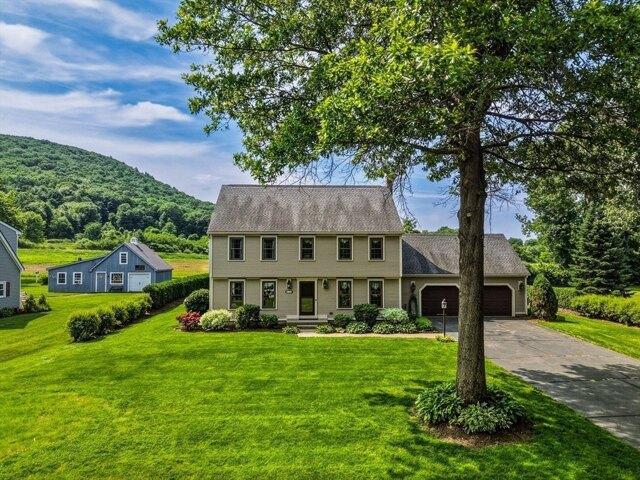 house with 4 bedroom, Deerfield MA ES103247929