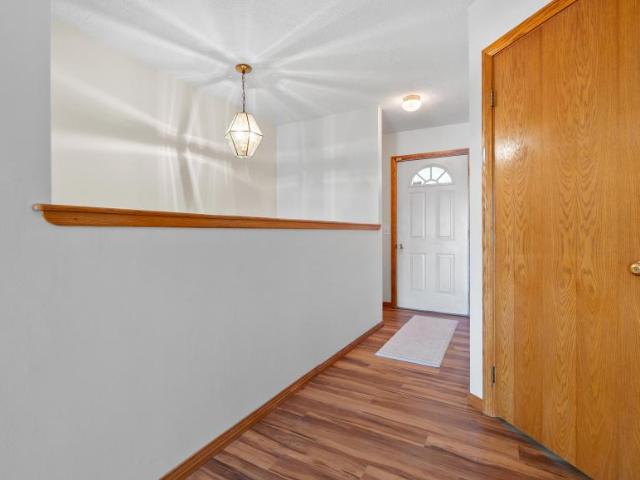 house with 4 bedroom, Delton MI ES90458447