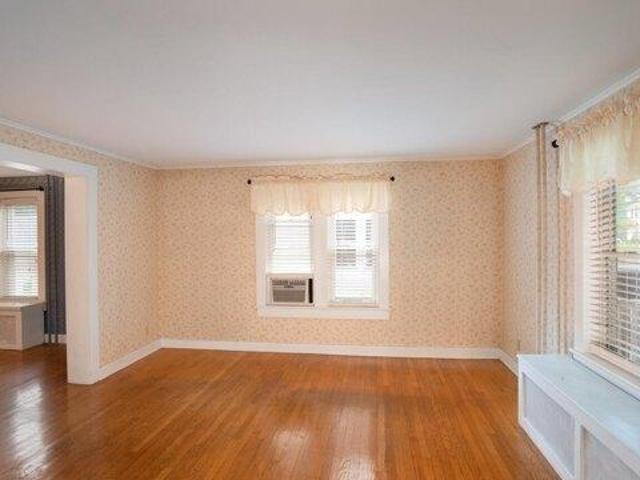 house with 4 bedroom, Delmar NY ES105291844
