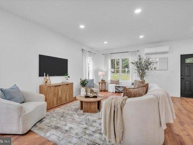 house with 4 bedroom, Deptford NJ ES103620730