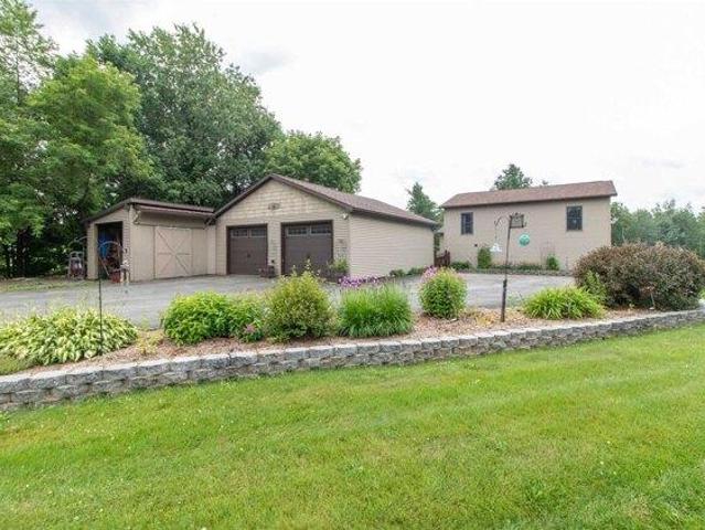 house with 4 bedroom, Derby VT ES104481118