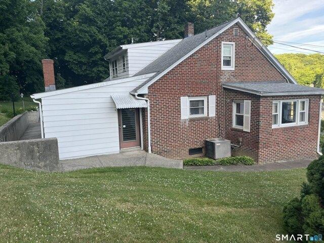 house with 4 bedroom, Derby CT DS104078350