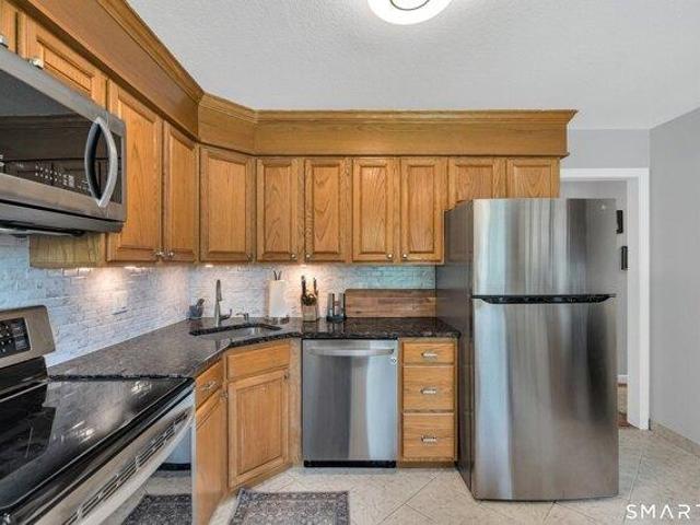 house with 4 bedroom, Derby CT ES103098280