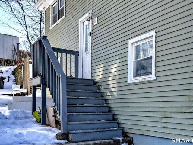 house with 4 bedroom, Derby CT ES103102136