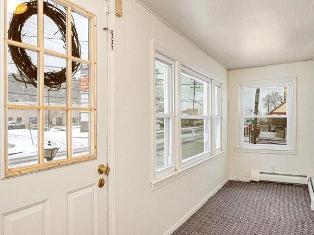 house with 4 bedroom, Derry NH DLS102215322