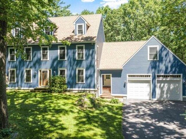 house with 4 bedroom, Derry NH DS104331516