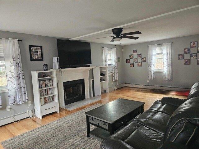 house with 4 bedroom, Derry NH ES103018882