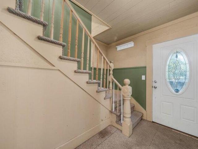 house with 4 bedroom, Derry NH ES104328719