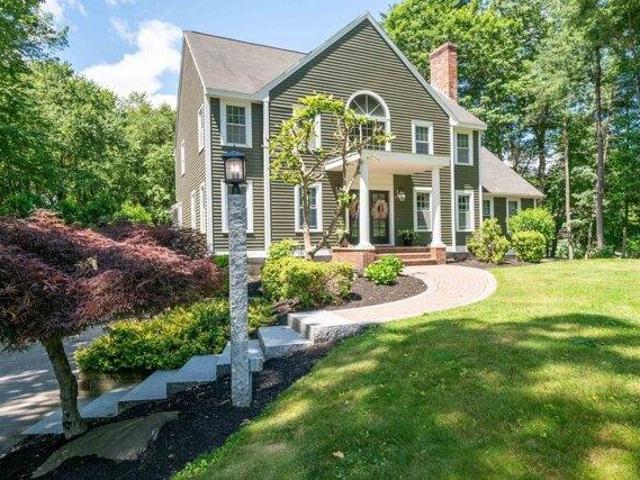 house with 4 bedroom, Derry NH ES104759580
