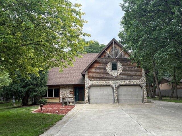 house with 4 bedroom, Devils Lake ND DLS93346319