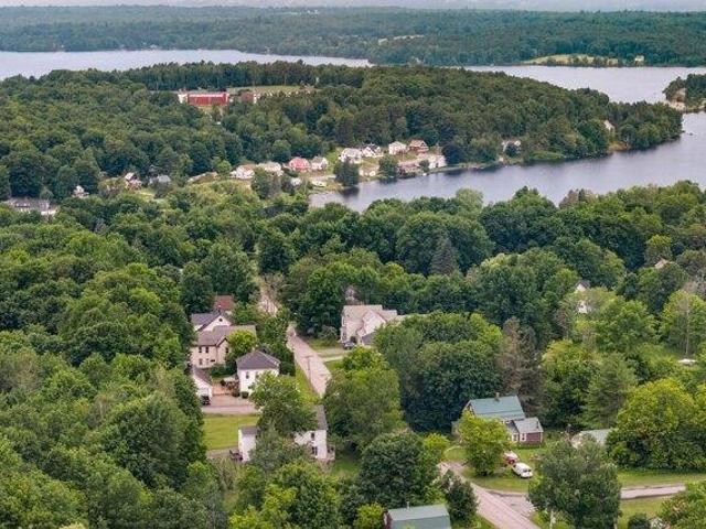 house with 4 bedroom, Dexter ME ES105114166