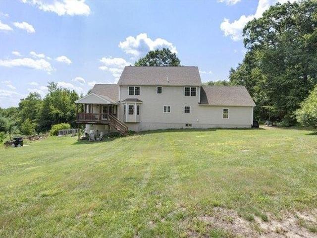 house with 4 bedroom, Douglas MA ES104834985