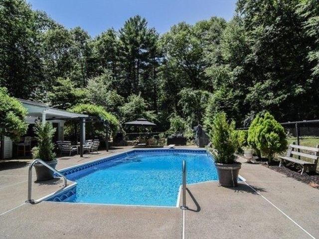 house with 4 bedroom, Douglas MA ES104831192