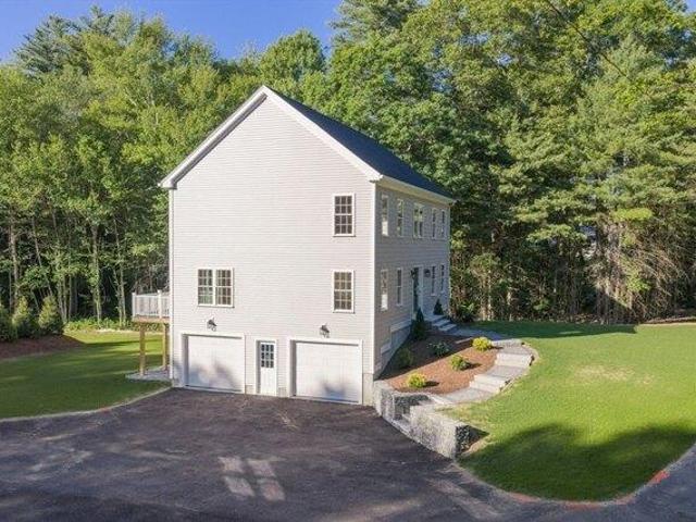 house with 4 bedroom, Douglas MA ES104833321
