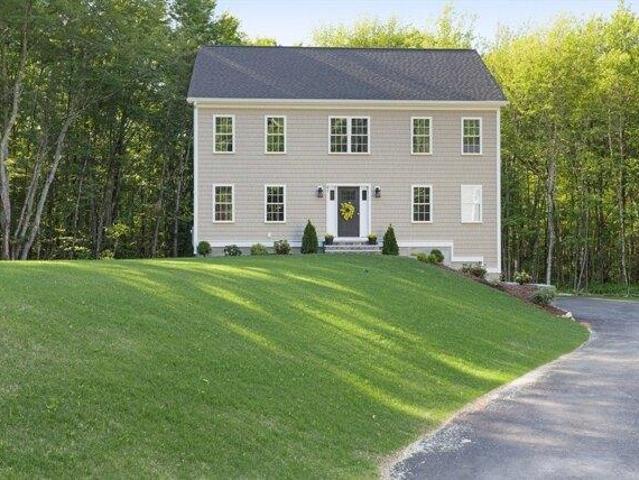 house with 4 bedroom, Douglas MA ES105041507