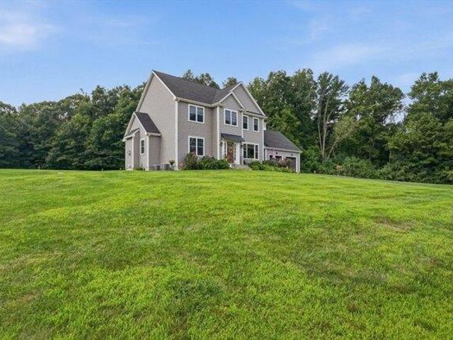 house with 4 bedroom, Douglas MA ES105060453