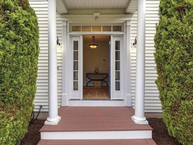 house with 4 bedroom, Douglas MA ES103074639