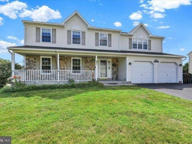 house with 4 bedroom, Douglassville PA ES104908493