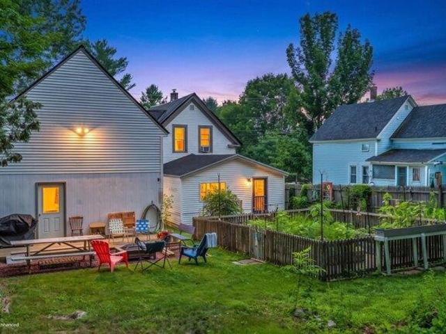 house with 4 bedroom, Dover Foxcroft ME ES104376378