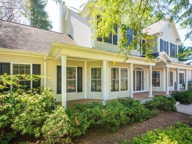 house with 4 bedroom, Dover MA DS102479484