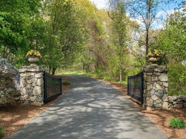 house with 4 bedroom, Dover MA DS103098574