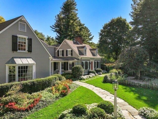house with 4 bedroom, Dover MA ES103621503