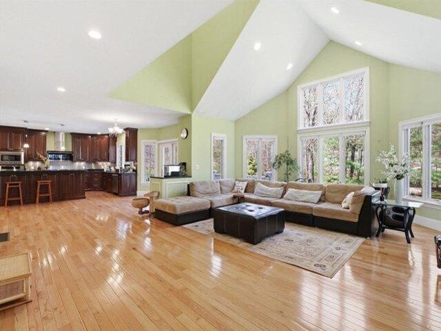 house with 4 bedroom, Dover MA ES104332682