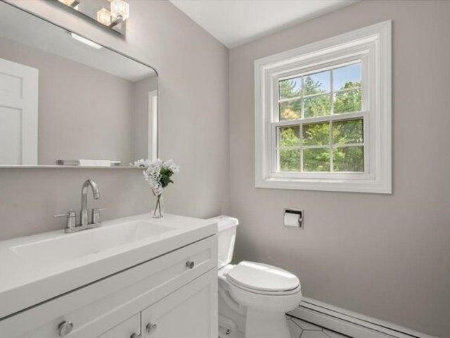 house with 4 bedroom, Dover NH DS103439152