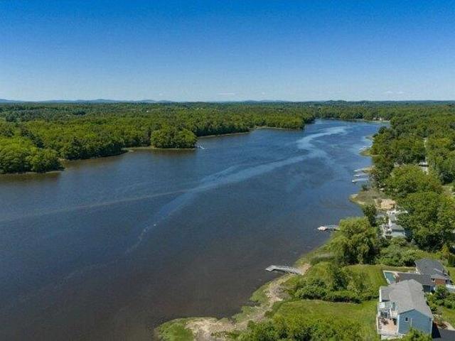 house with 4 bedroom, Dover NH DS104444752