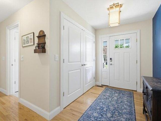 house with 4 bedroom, Dover NH ES103432766