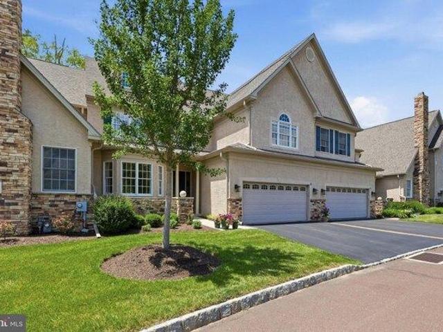 house with 4 bedroom, Doylestown PA ES104907595